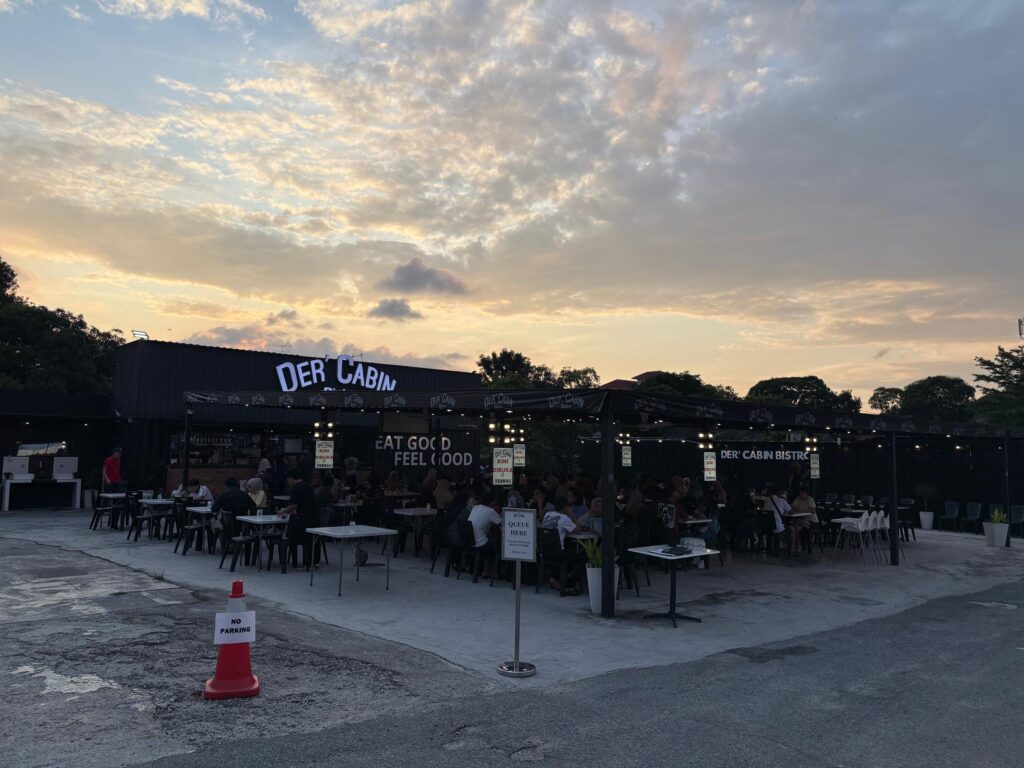 About Us - Der Cabin Bistro